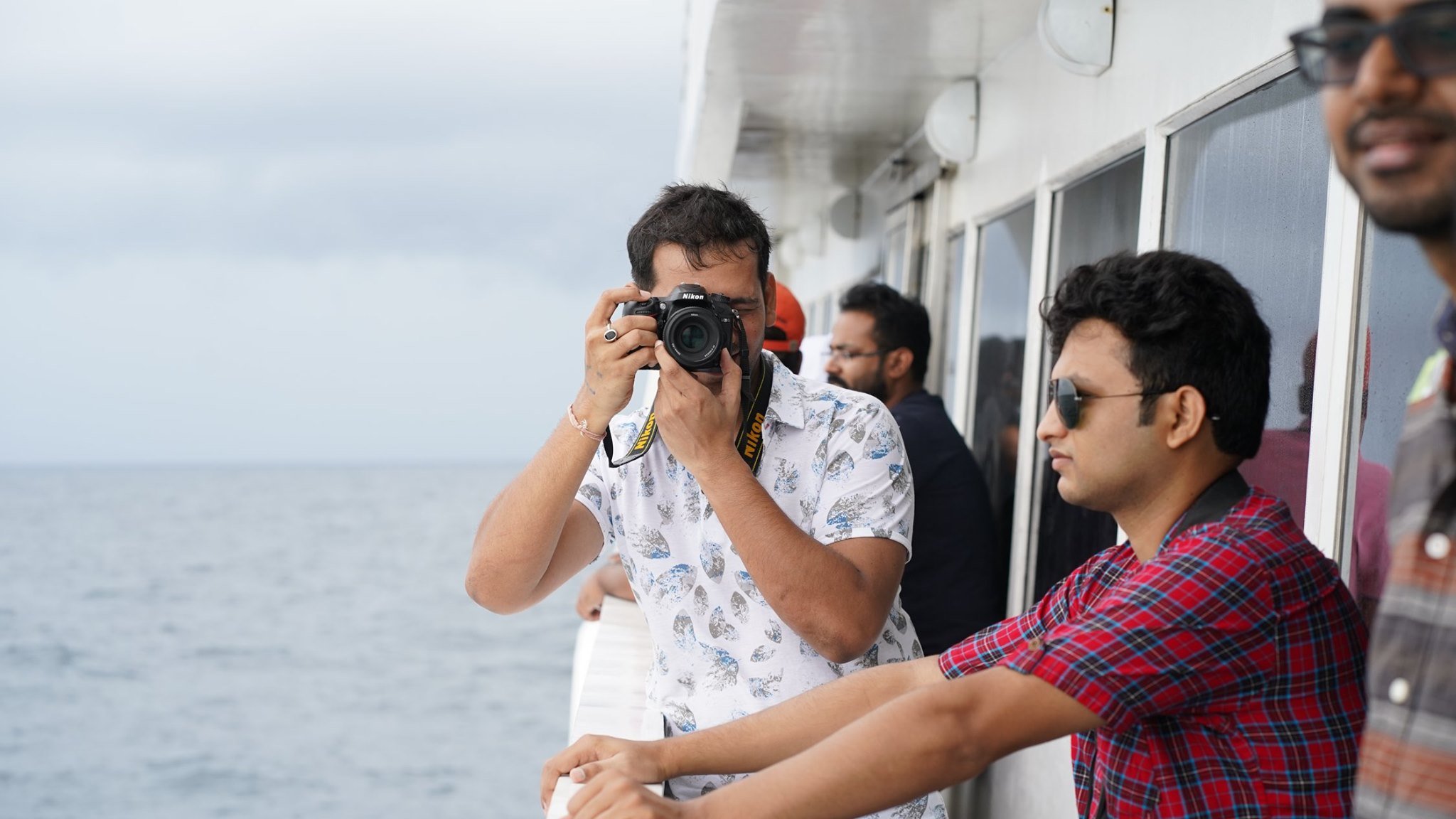 200 Wingifighters in Phuket, 100 photos to tell the story. - Wingify Team Blog